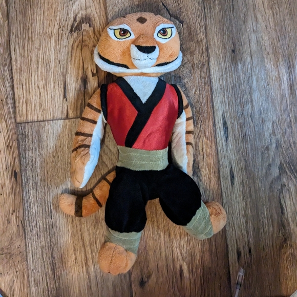 Dreamworks | Toys | Master Tigress Plush Kohls Cares Kids 4 Soft ...